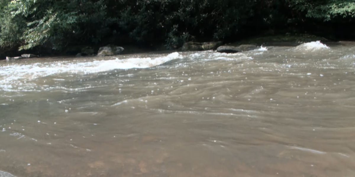 Firefighters find body floating in Brush Creek Firefighters find body floating in Brush Creek